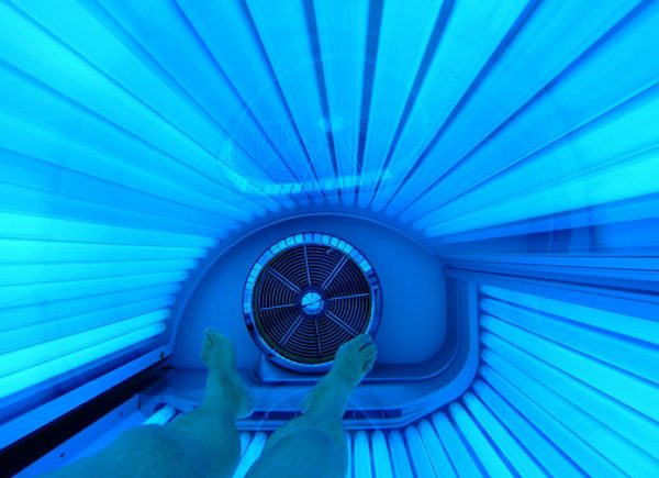 Can You Tan While Pregnant? Is Tanning During Pregnancy Safe?
